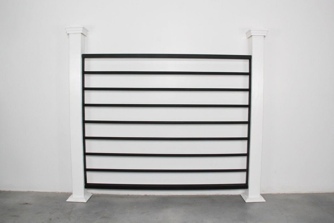 Modern Horizontal Metal Railing, Guardrail Landing, Loft, Balcony ...