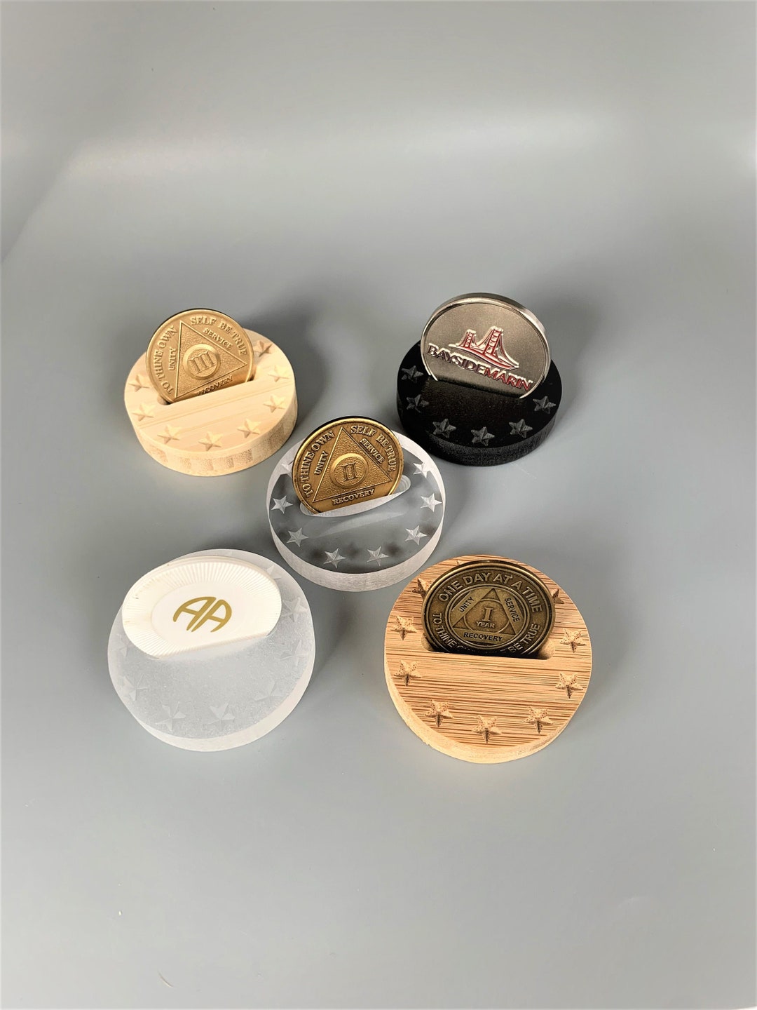 Single Coin Display AA, Recovering Alcoholic, NA Coin Holder, Sobriety ...