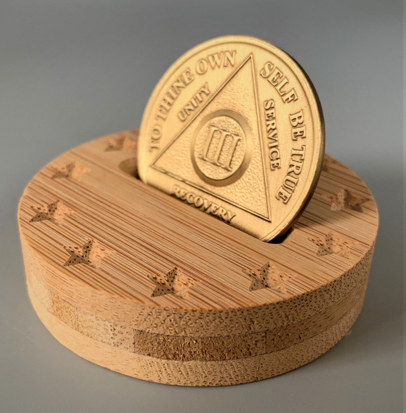 Single Coin Display AA, Recovering Alcoholic, NA Coin Holder, Sobriety ...