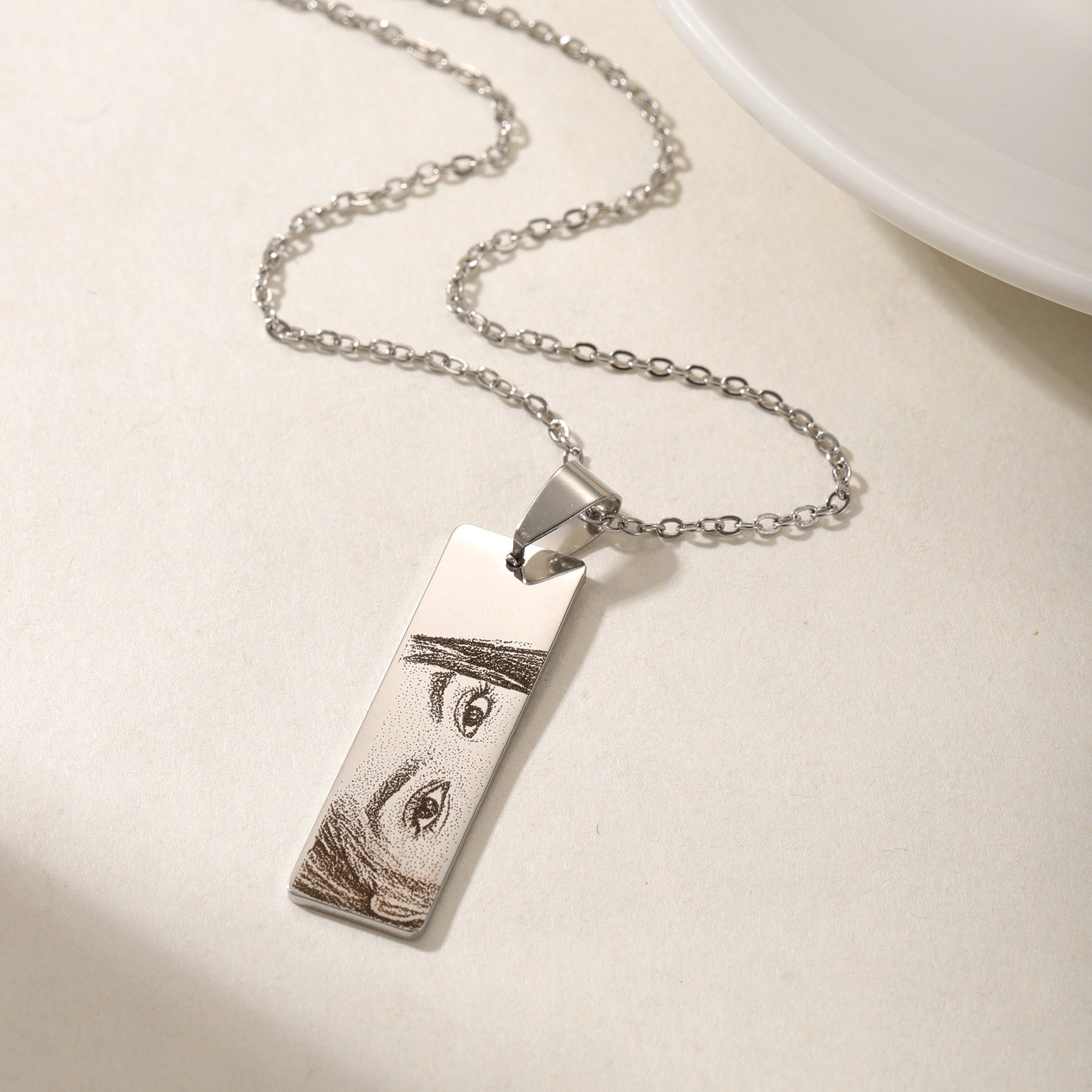 Personalized Human Eye Pendant Necklace, 18k Gold Custom Engraving ...