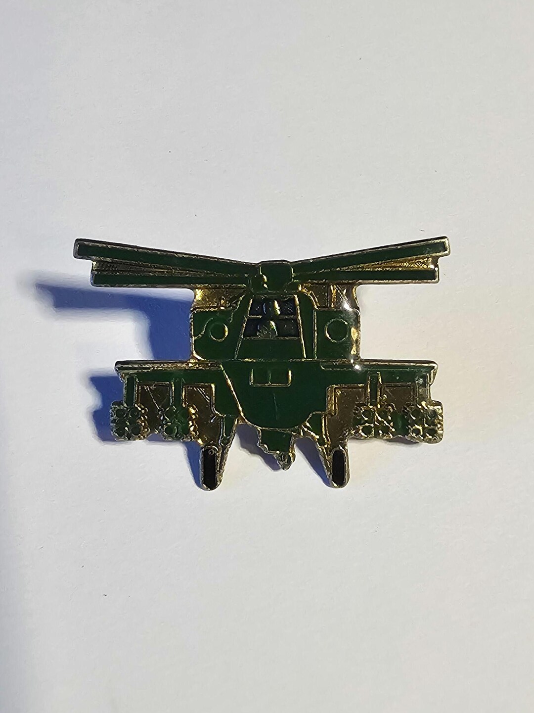 Apache Gunship Helicopter PIN BADGE Vintage Retro Heli Made in the ...