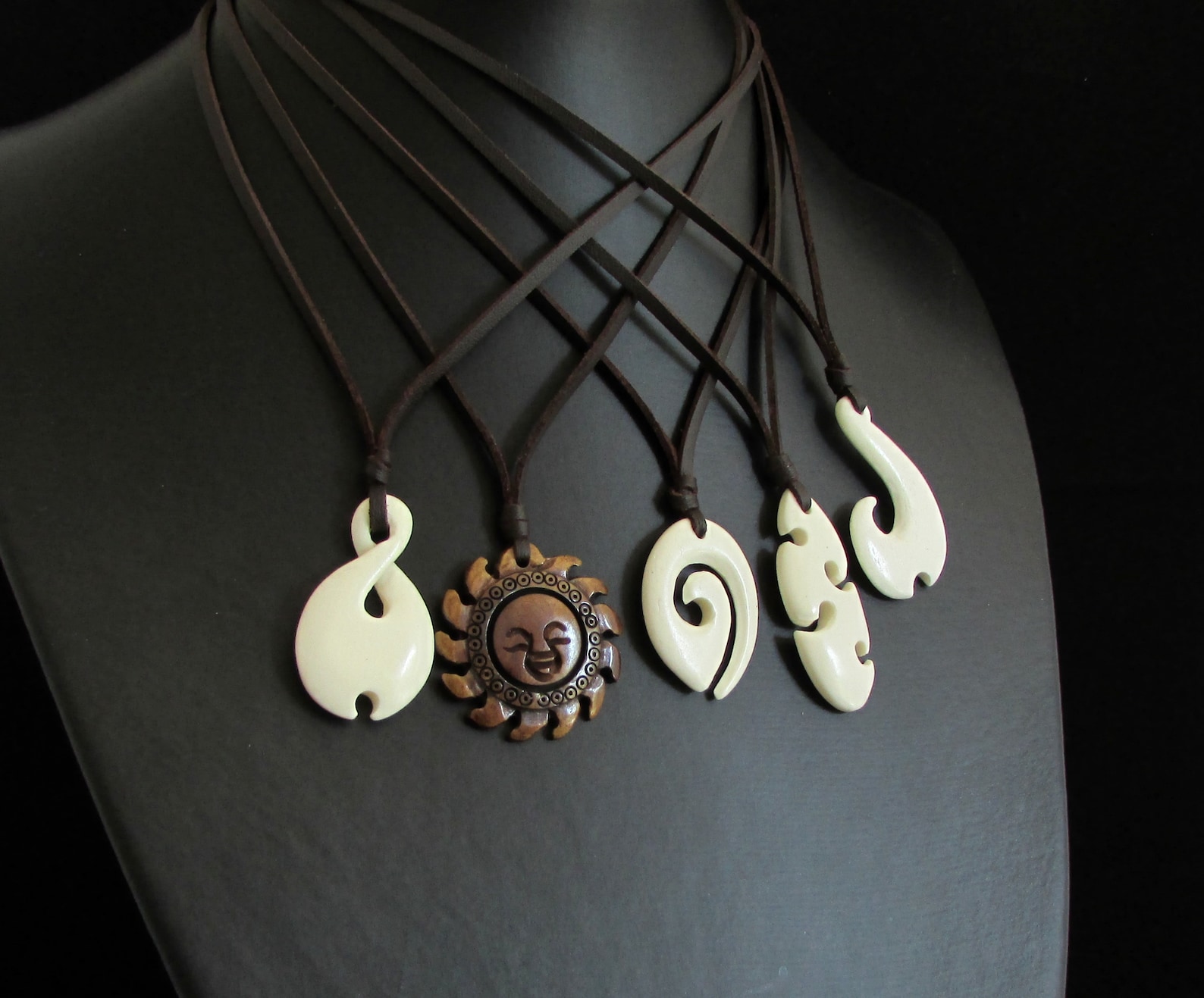 Maori Carved Bone Pendant Necklace Man Woman Pendant Leather - Etsy