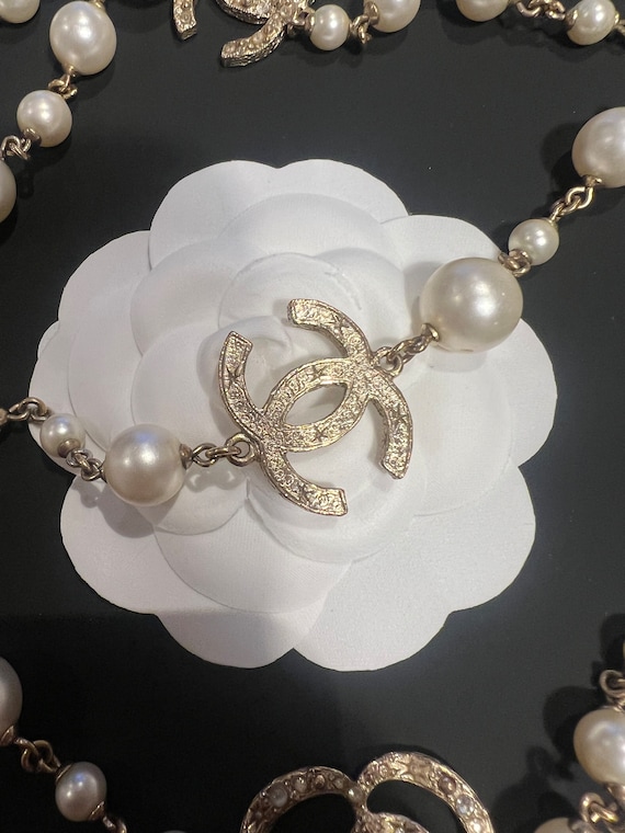 RARE Chanel Camellia Flower CC crystal and Pearl Gold… - Gem