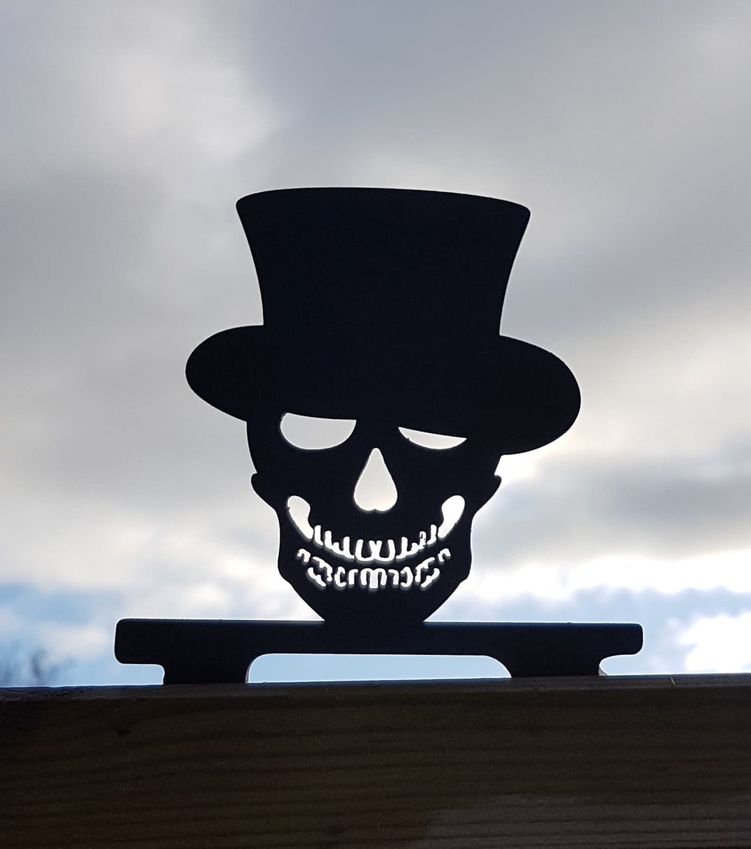 Fence Post Topper, Post Top, Garden Ornament- *HALLOWEEN SKULL* - Etsy