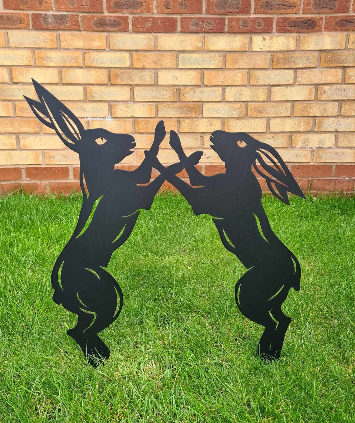Boxing Hares Garden Ornament Statue Decor Lawn Spike Metal Gift ...