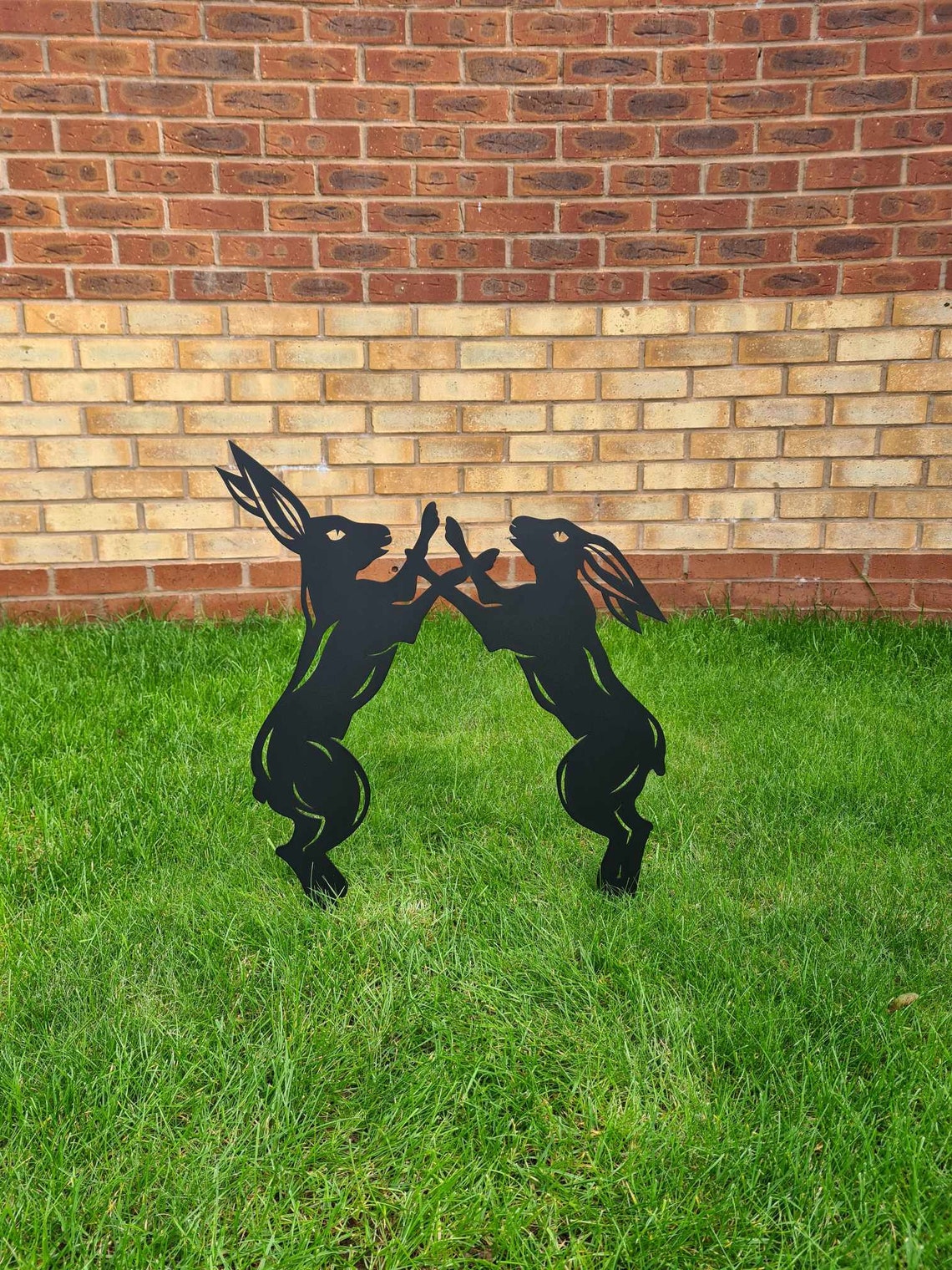 Boxing Hares Garden Ornament Statue Decor Lawn Spike Metal Gift ...