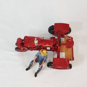 Orion Samuelson Family Farmall Tractor Diecast 1:16 - Etsy