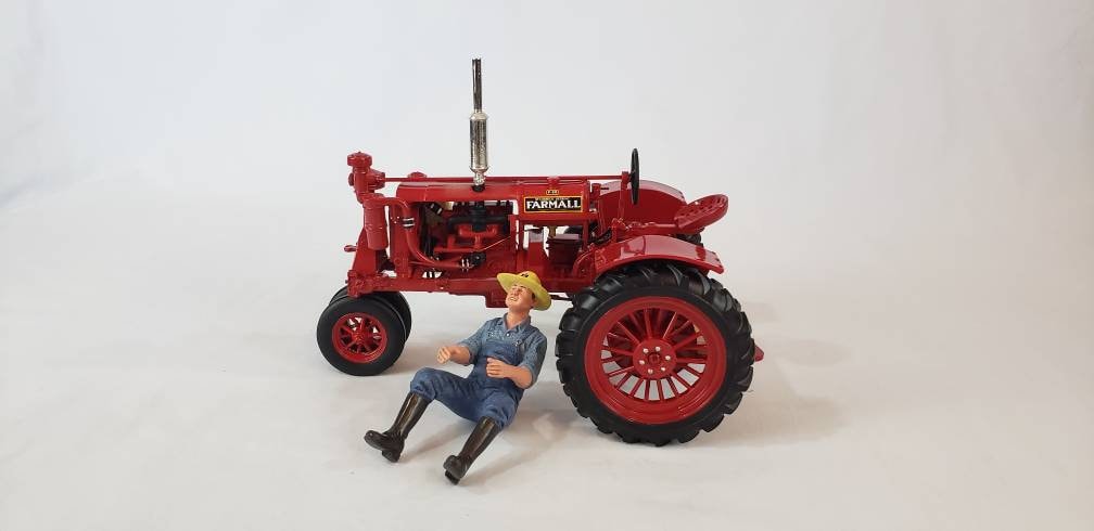 Orion Samuelson Family Farmall Tractor Diecast 1:16 - Etsy
