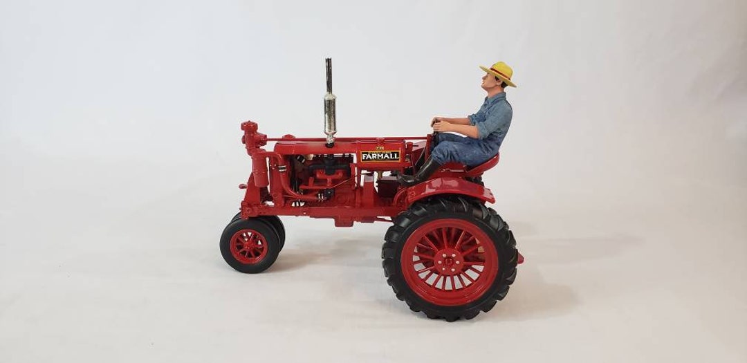 Orion Samuelson Family Farmall Tractor Diecast 1:16 - Etsy