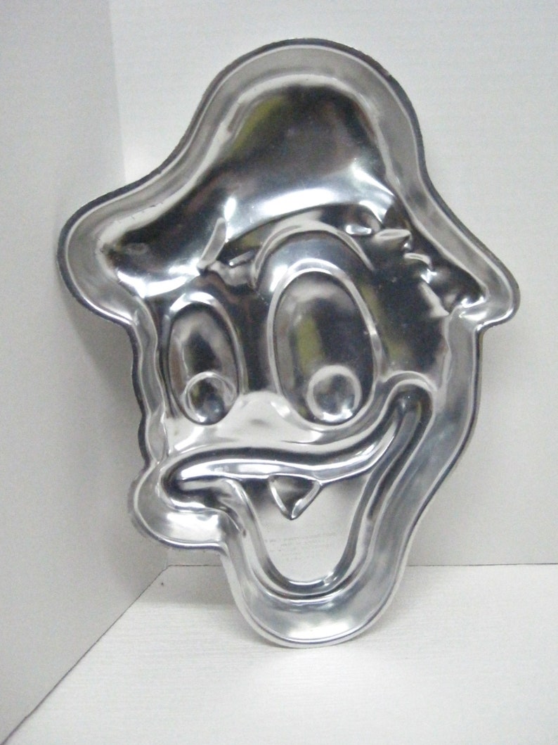 Wilton Donald Duck Cake Pan # 515-507, Duck Face Shaped Metal Mold - Etsy