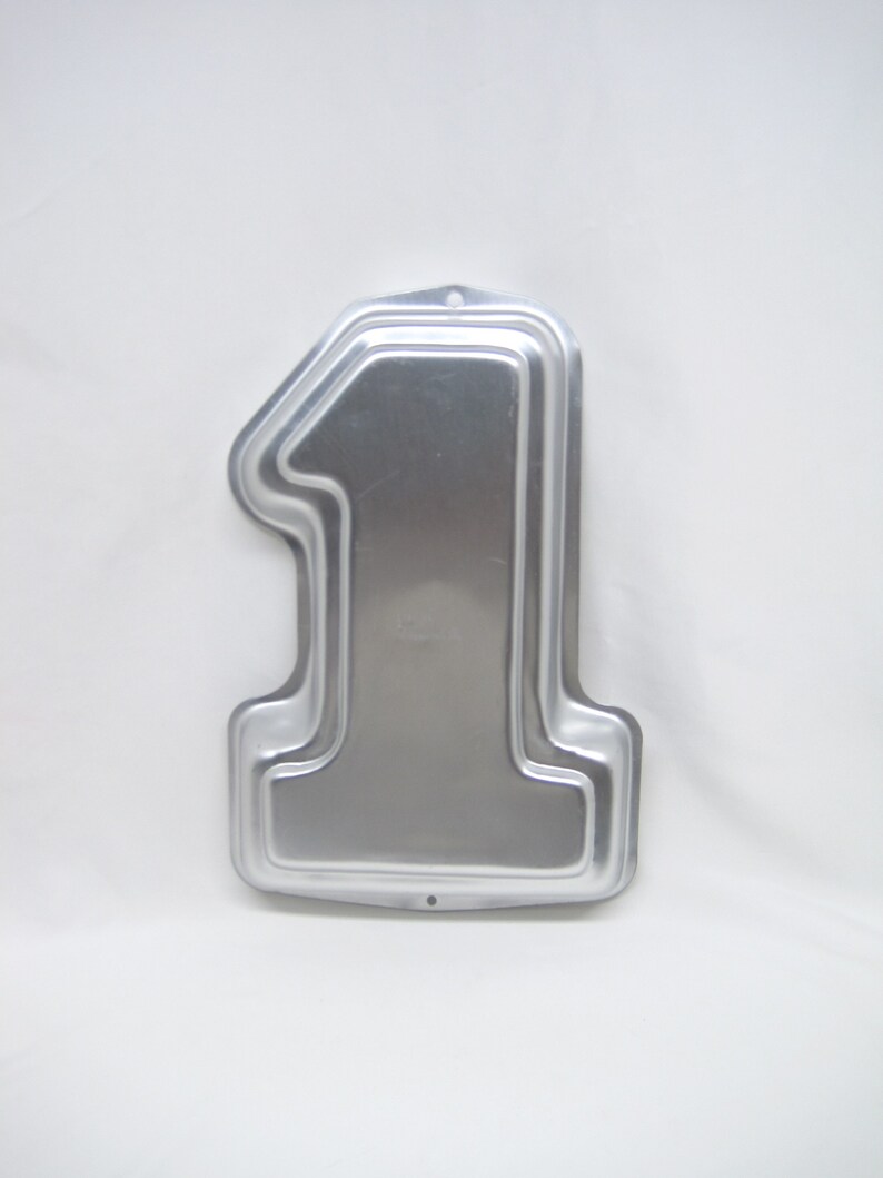 Wilton # 1 Cake Pan # 2105-1194, Number One Shaped Metal Mold - Etsy