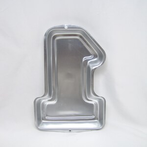 Wilton # 1 Cake Pan # 2105-1194, Number One Shaped Metal Mold - Etsy