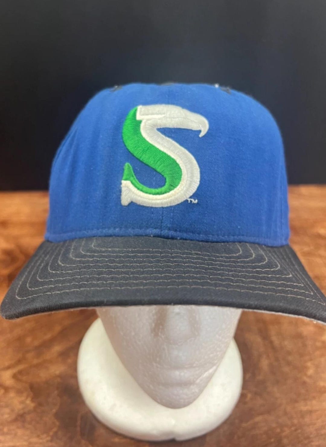 Vintage New Era PRO Model Seattle Seahawks Snapback Blue Sideline Team ...