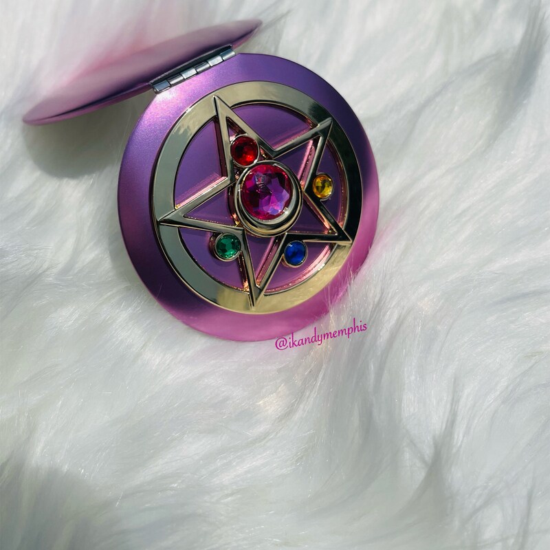 Sailor Moon Brooch - Etsy