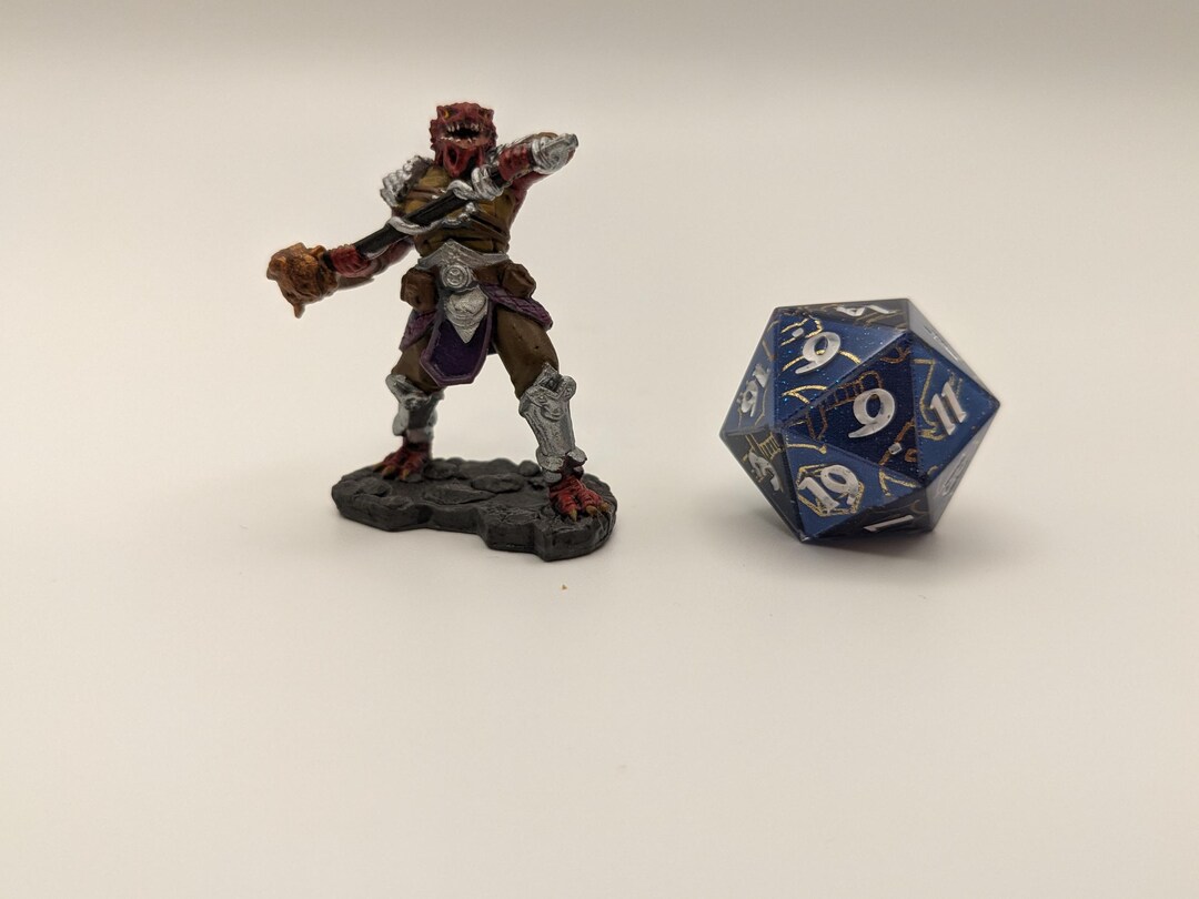 Dnd Red Dragonborn Warrior With Maul Miniature - Etsy