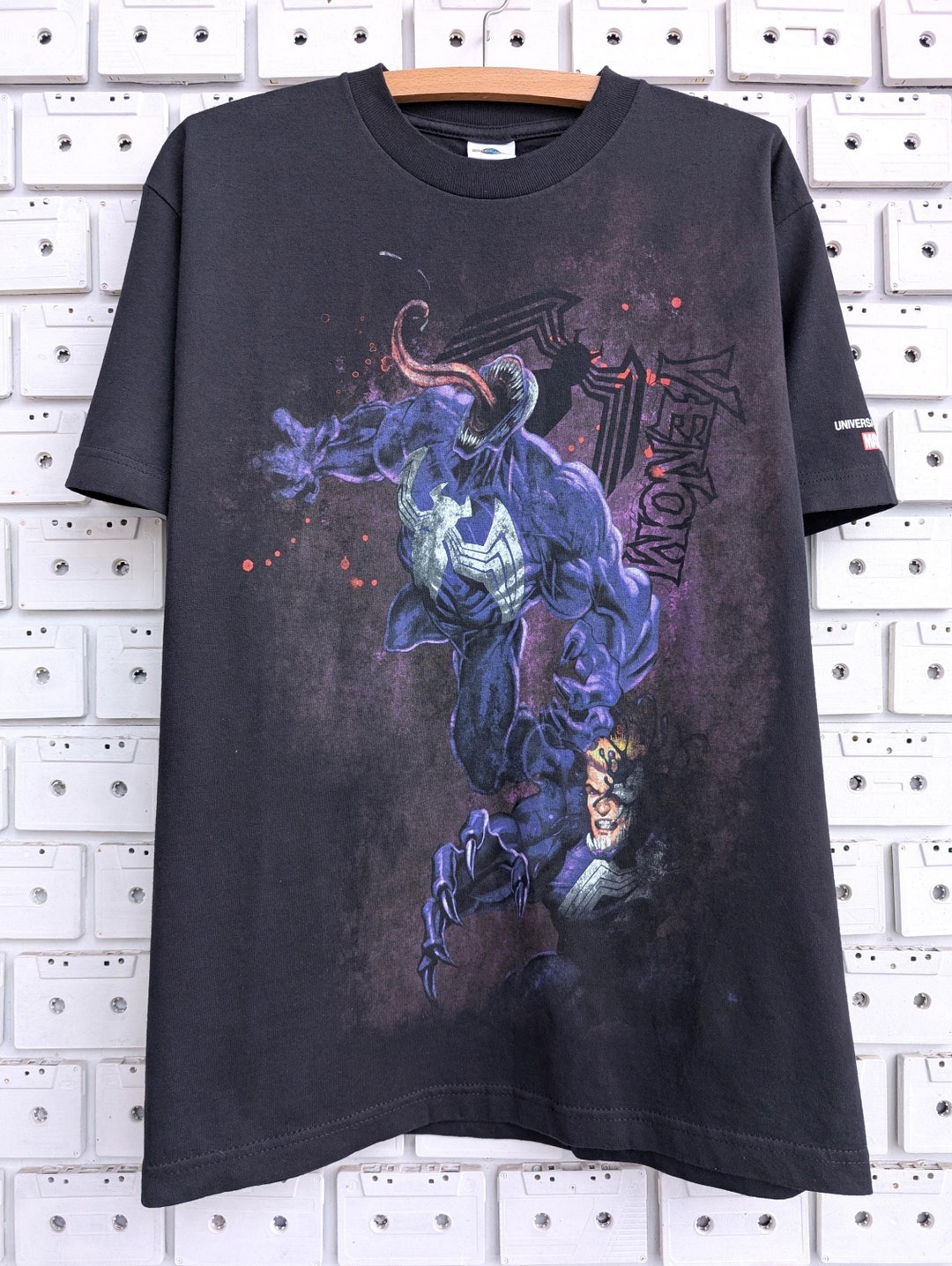 Vintage Early 00s Venom T-shirt Marvel Comics Eddie Brock Universal ...