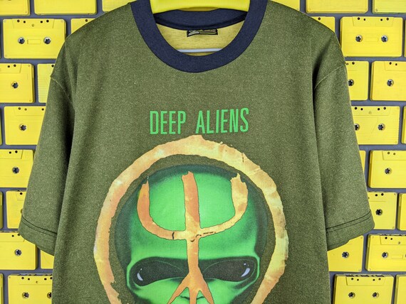 Vintage 1996 Alien Workshop T-Shirt Skateboarding Com… - Gem