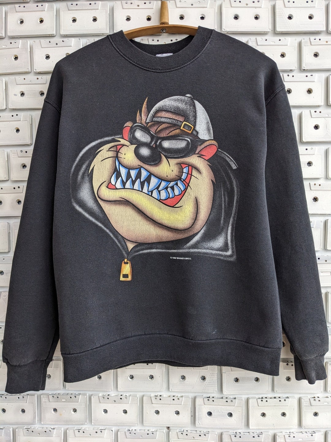 Vintage 1998 Taz Devil Crewneck Sweatshirt Looney Tunes Warner Bros ...