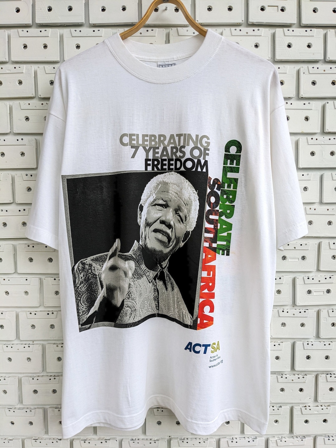 Vintage 2001 Nelson Mandela T-shirt South African President Anti ...
