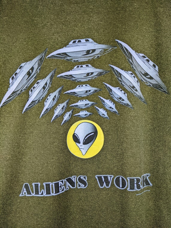 Vintage 1996 Alien Workshop T-Shirt Skateboarding Com… - Gem
