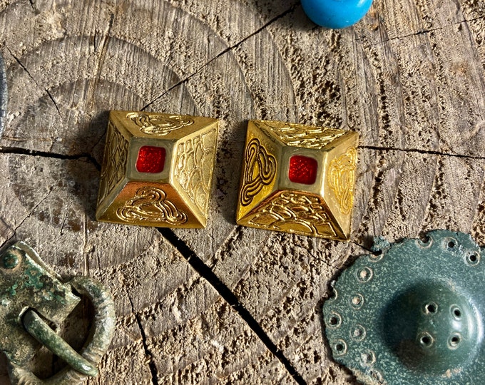 Anglo Saxon Sword Pyramids, Living History, Historic Costume, Sutton ...