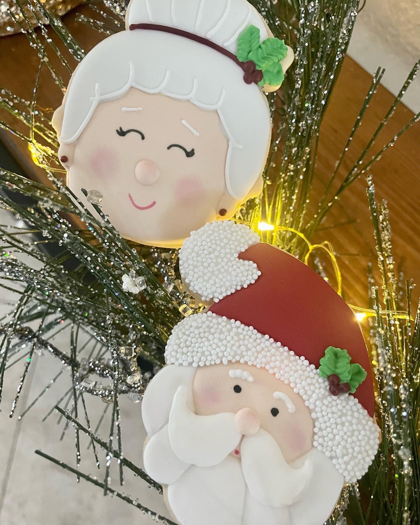 Mr. and Mrs. Claus Face Cookie Cutter and Fondant Cutter - Etsy