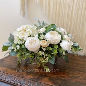 Farmhouse Style Floral Arrangement | White/cream Floral Arrangement ...