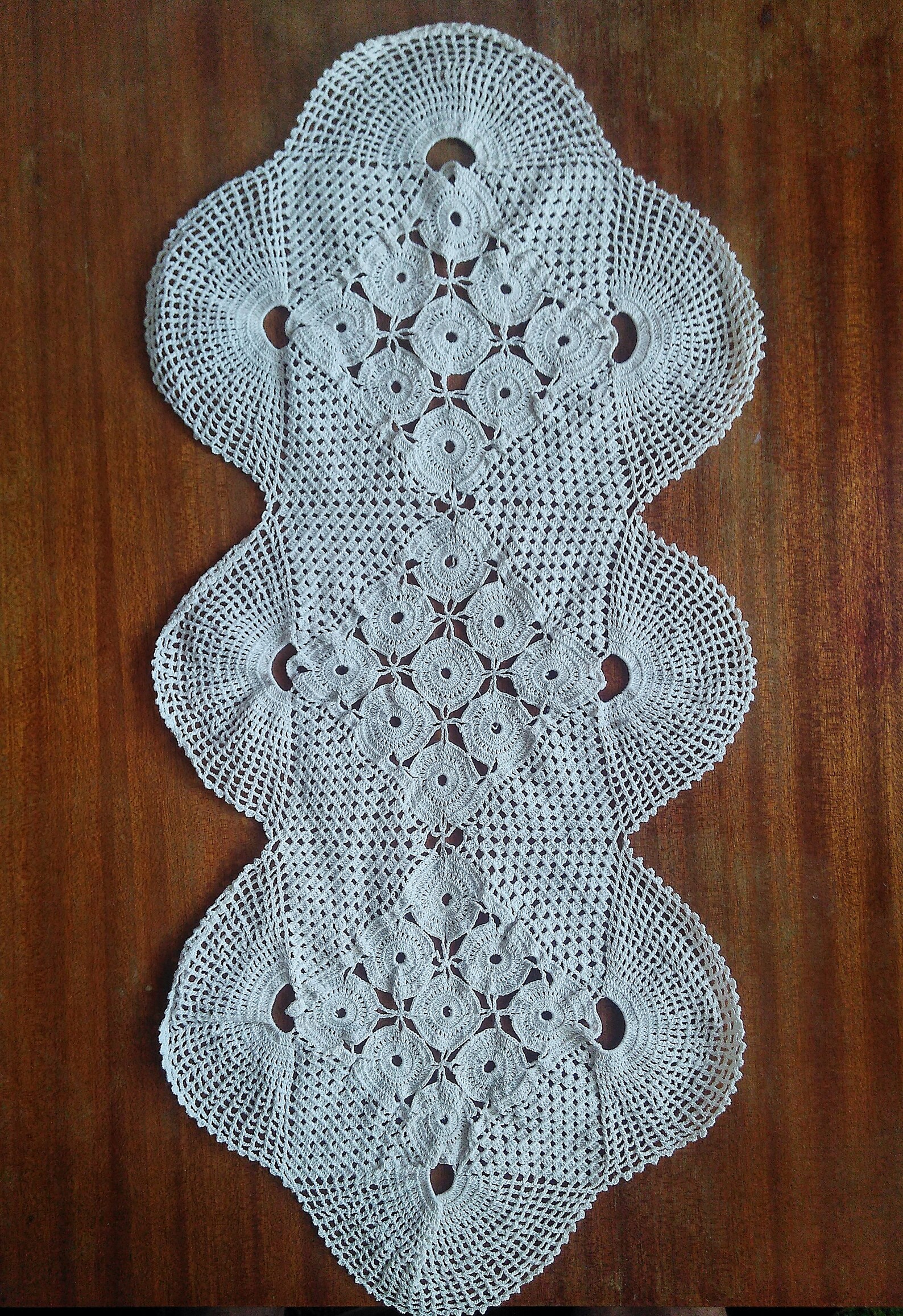 White Knitted Tableclothhandmade Table Coverdoily Crochetvintage Cotton ...