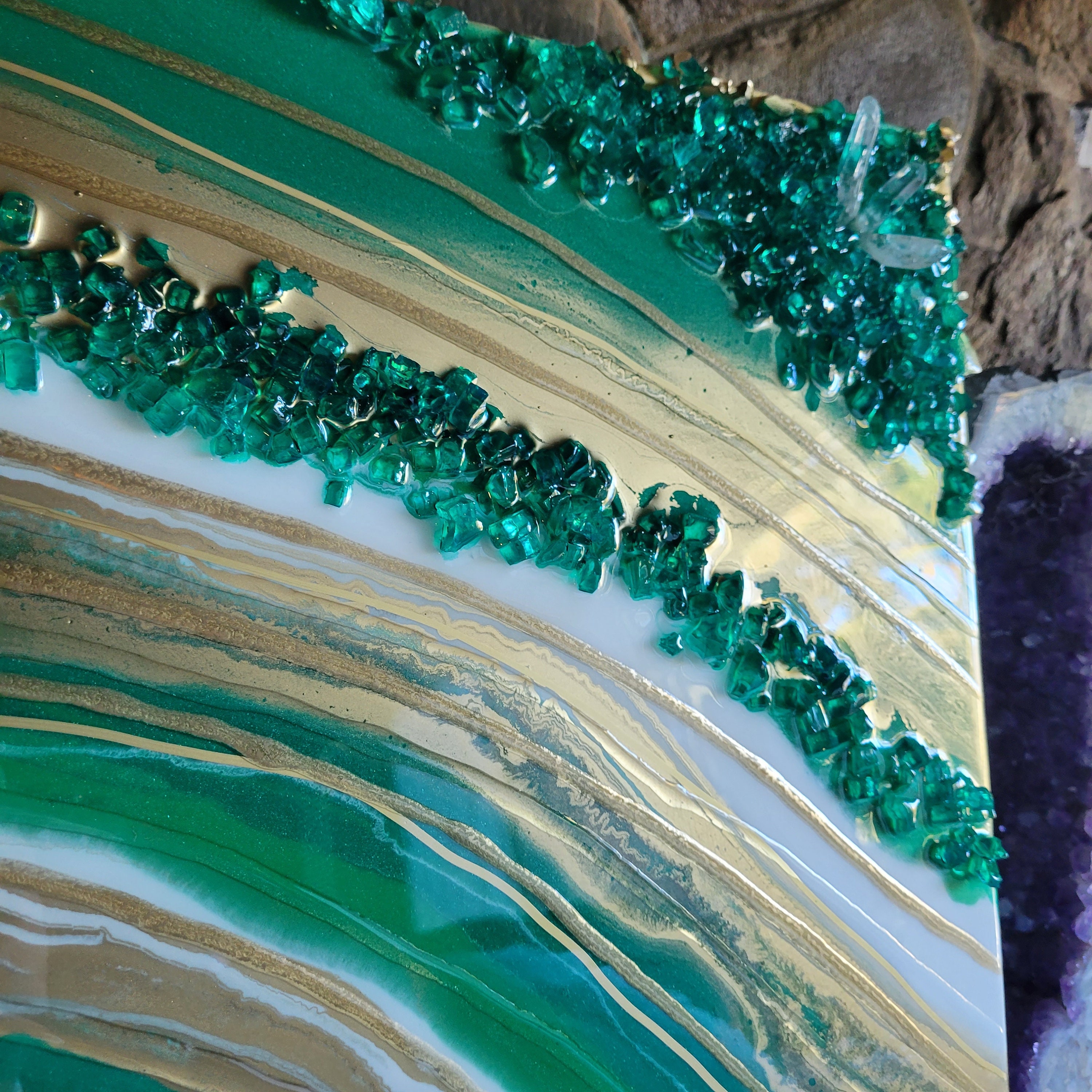 Emerald Green Geode Resin Wall Art: Gold Accent Modern Decor - Etsy
