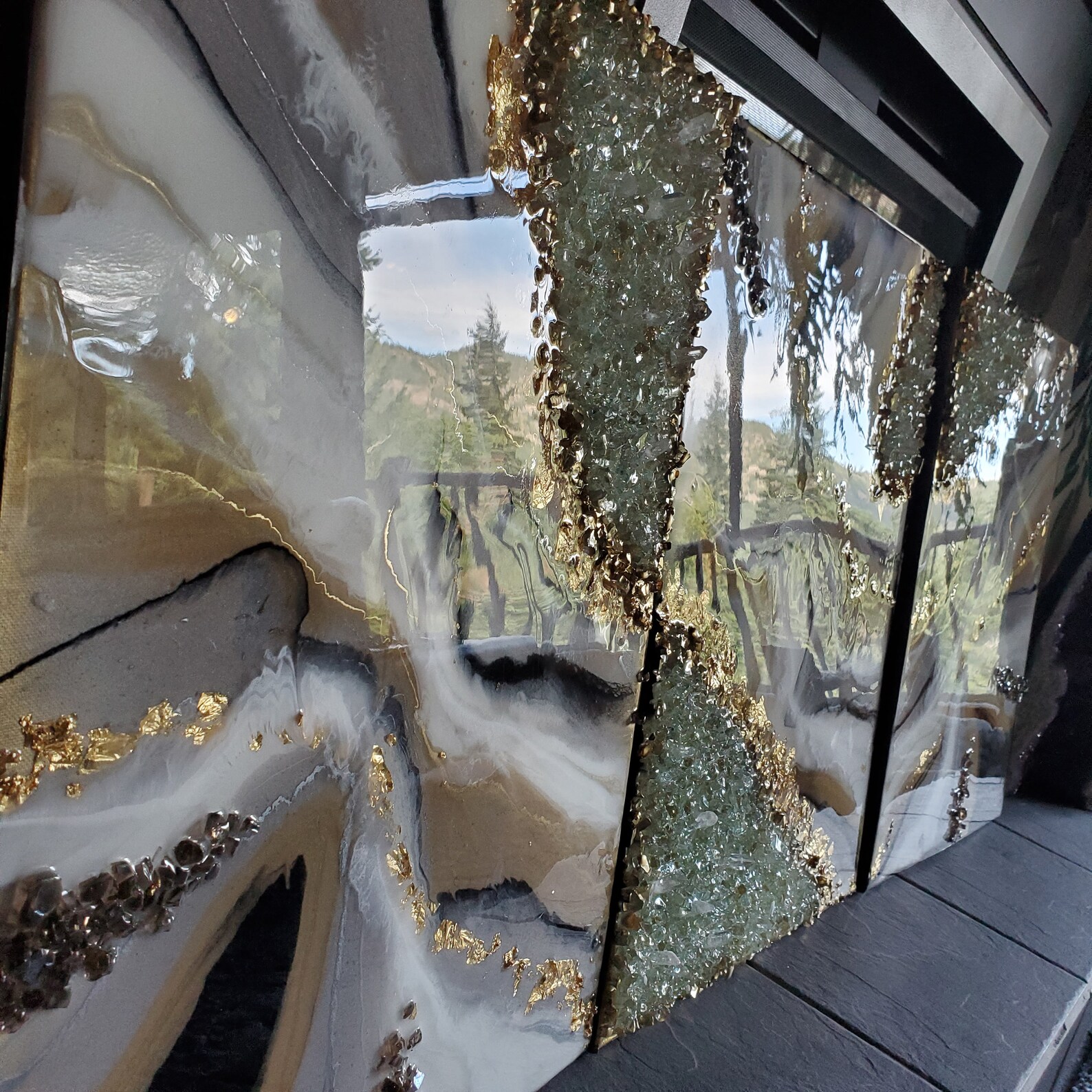 Resin Artwork/ Geode / Epoxy Art / Resin Geode / Quartz / - Etsy