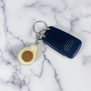 Crochet Small Avocado Keychain - Etsy