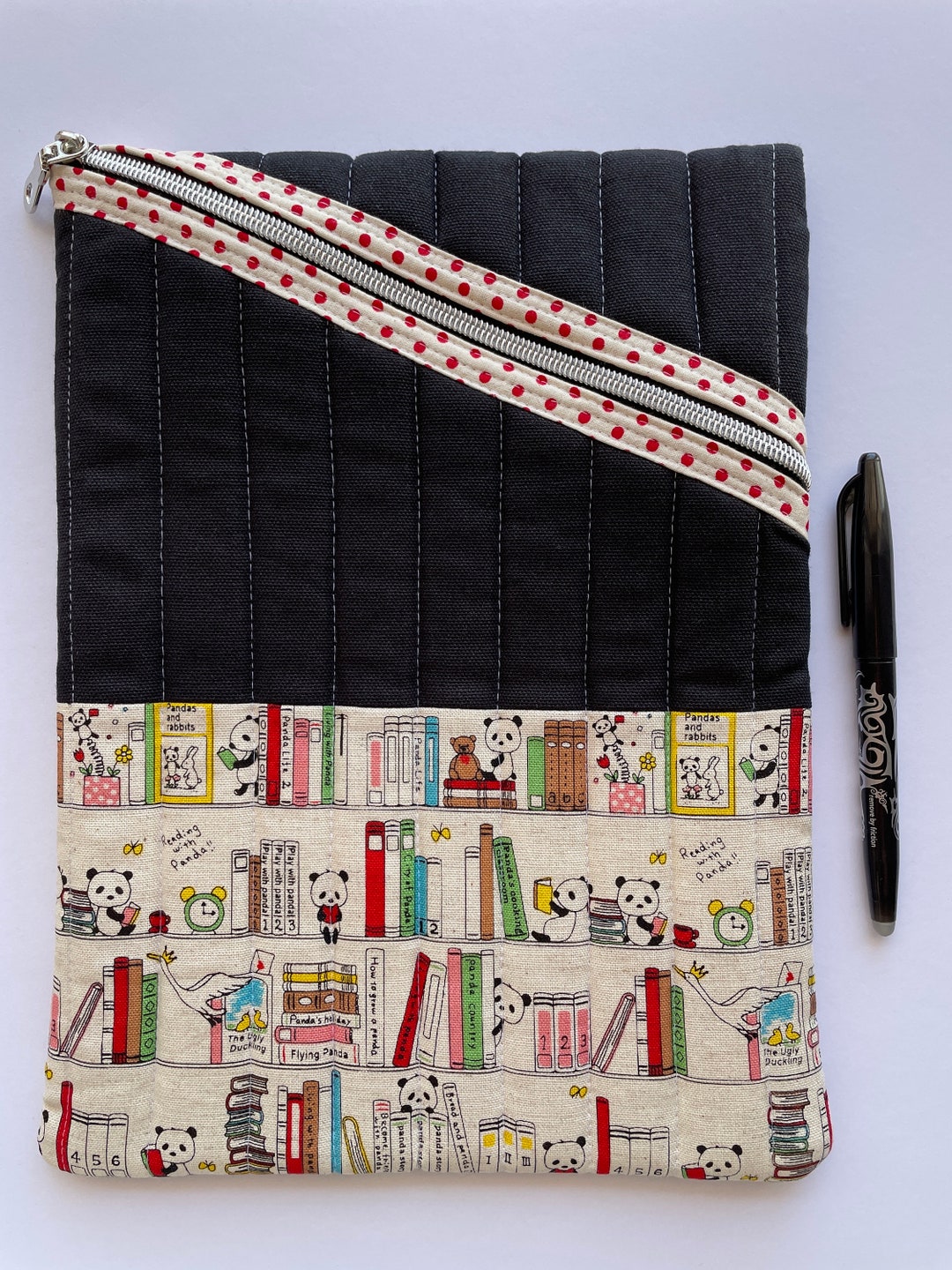 Padded Zipper Pouch / iPad Case / Book Cover / Kindle Pouch / E-reader ...