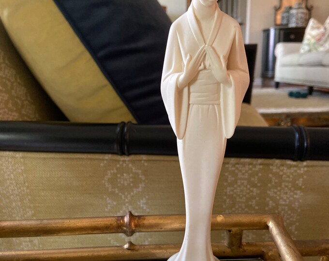 Vintage Geisha Statue With Marble Base - Etsy