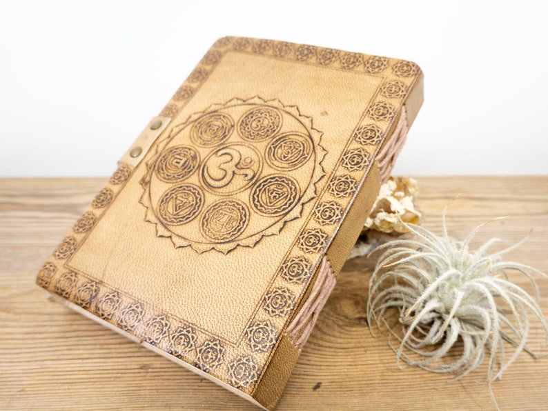 SEVEN CHAKRA Leather JOURNAL 5x7 Journal With Latch - Etsy