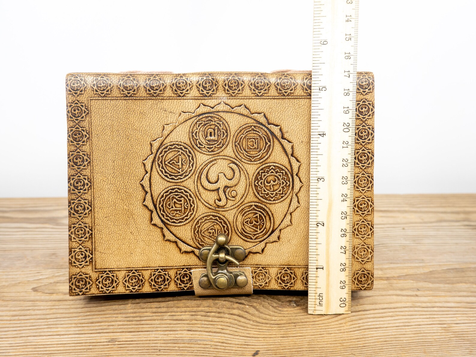 SEVEN CHAKRA Leather JOURNAL 5x7 Journal With Latch - Etsy