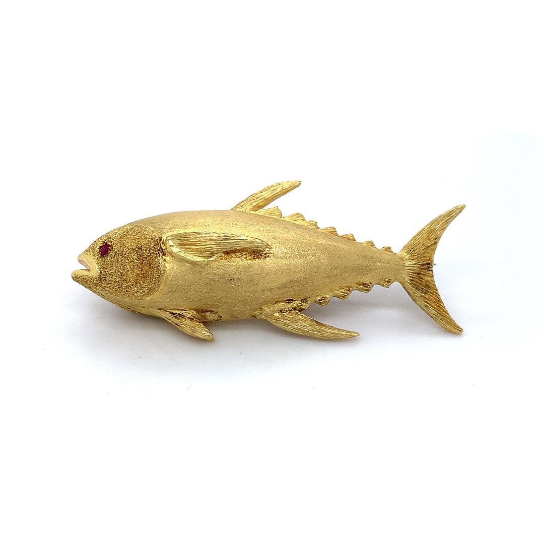 Craig Drake 18k Yellow Gold Bluefin Tuna With Round Red Ruby Eyes ...