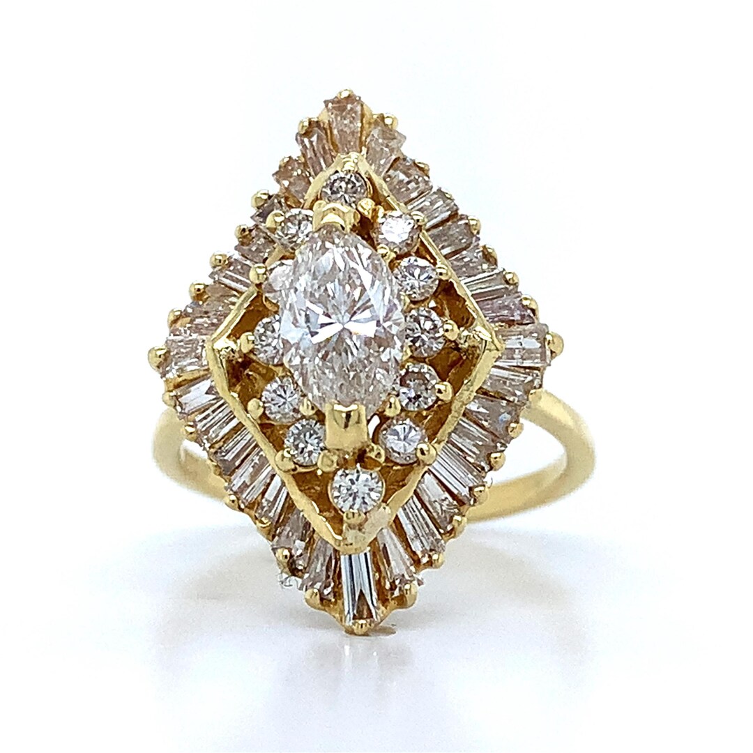 18k Yellow Gold 2ctw Marquise Center W/baguette & Round Diamond ...