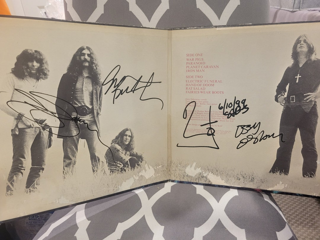 Black Sabbath Signed Lp Paranoid Gatefold, 4 Members, Green Label ...