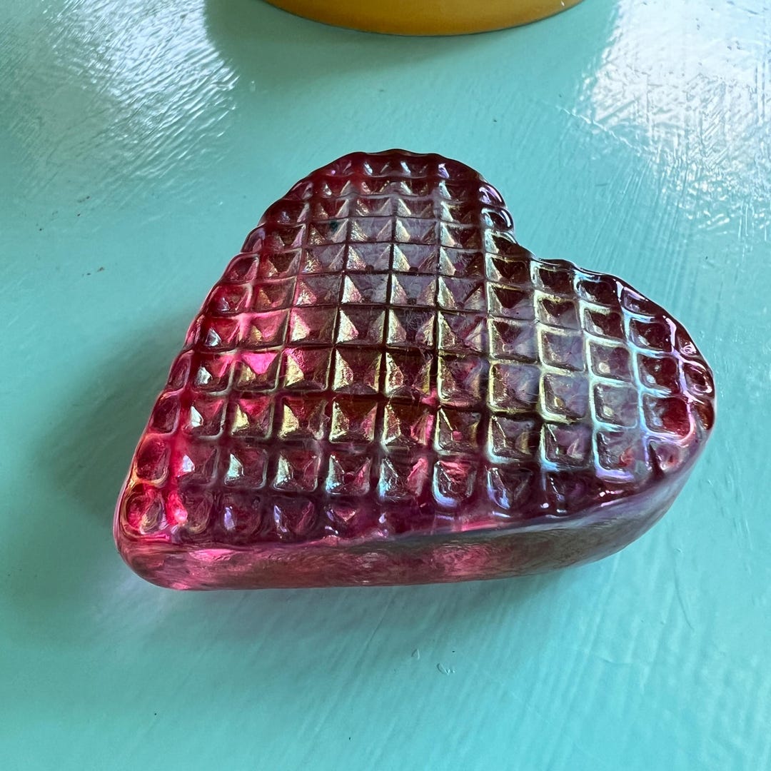 Robert Held Art Glass Heart Paperweight Signed Iridescent Art Glass ...
