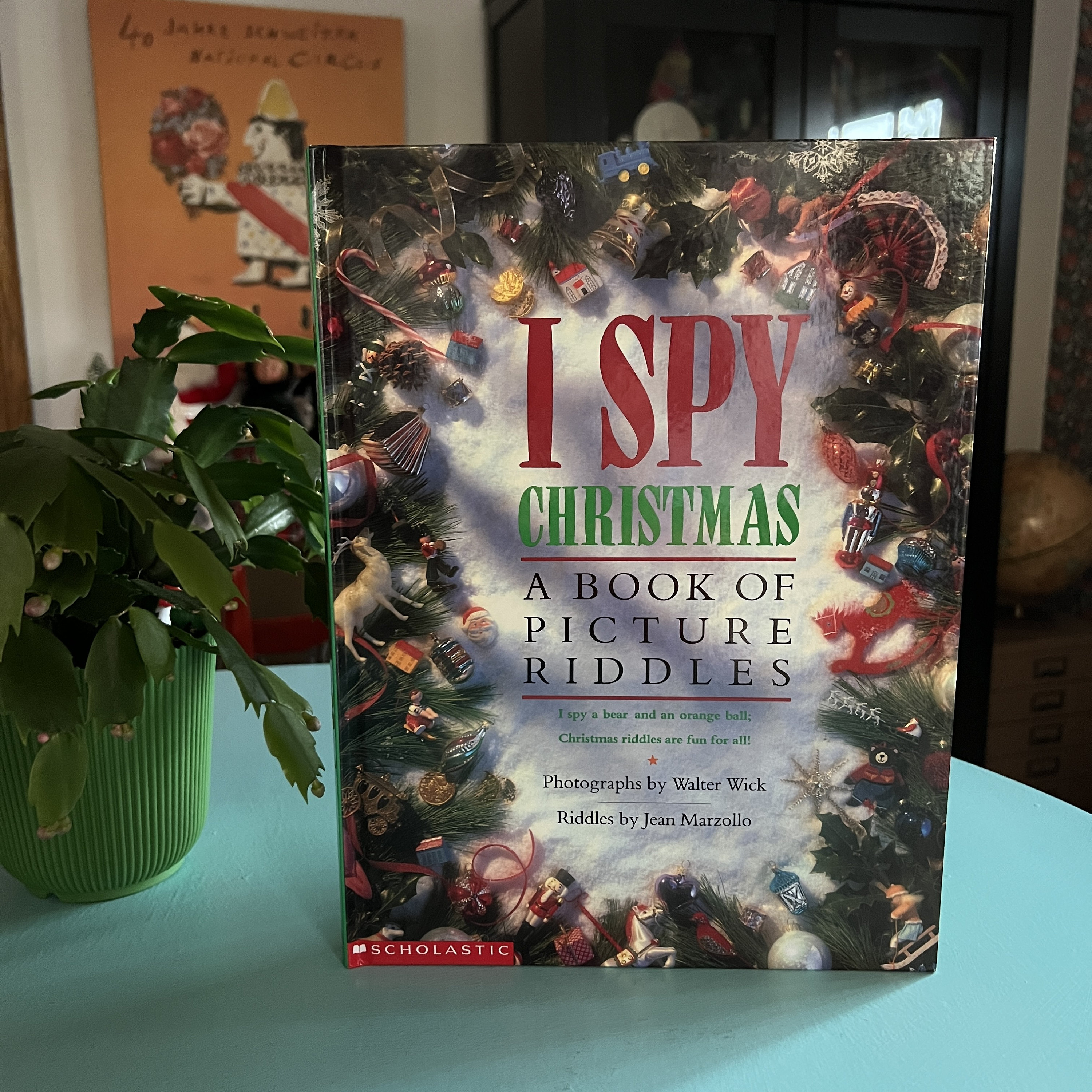 I Spy Christmas Book