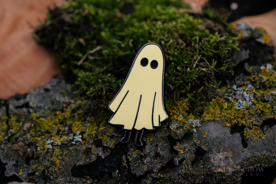 Sheet Ghost Hard Enamel Pin Retro Spooky Collection - Etsy