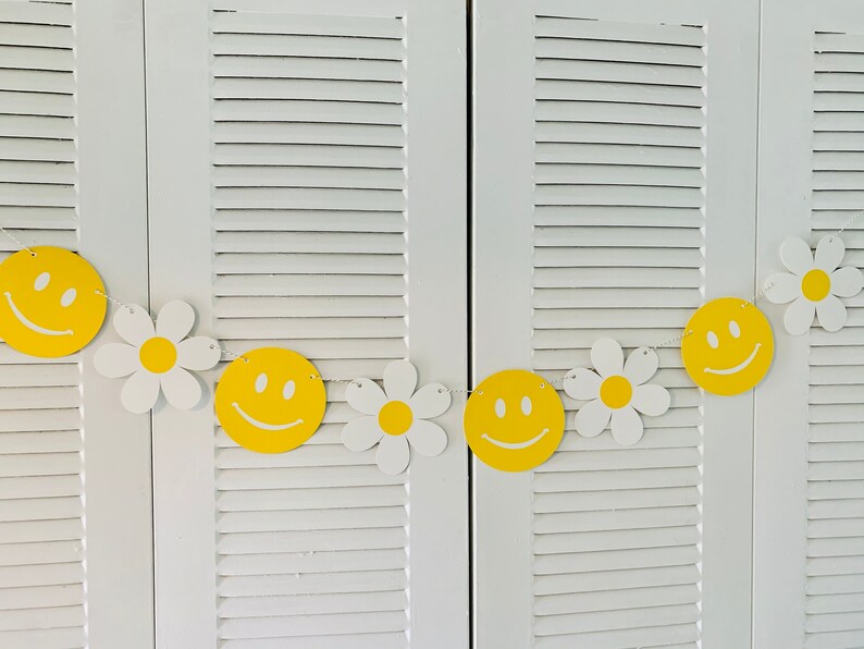 Daisy Banner/ Groovy Banner/ Groovy Party Decorations/ Grooby - Etsy