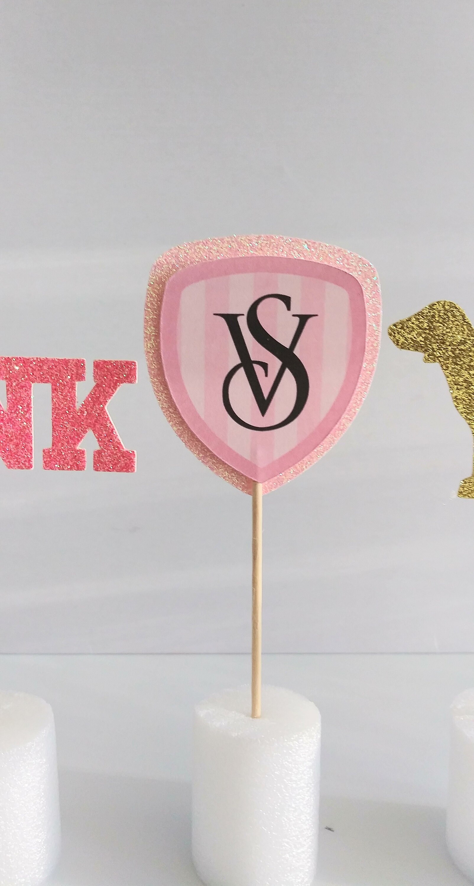 Victoria secret cupcakes toppers/ Pink cupcake toppers/ love | Etsy