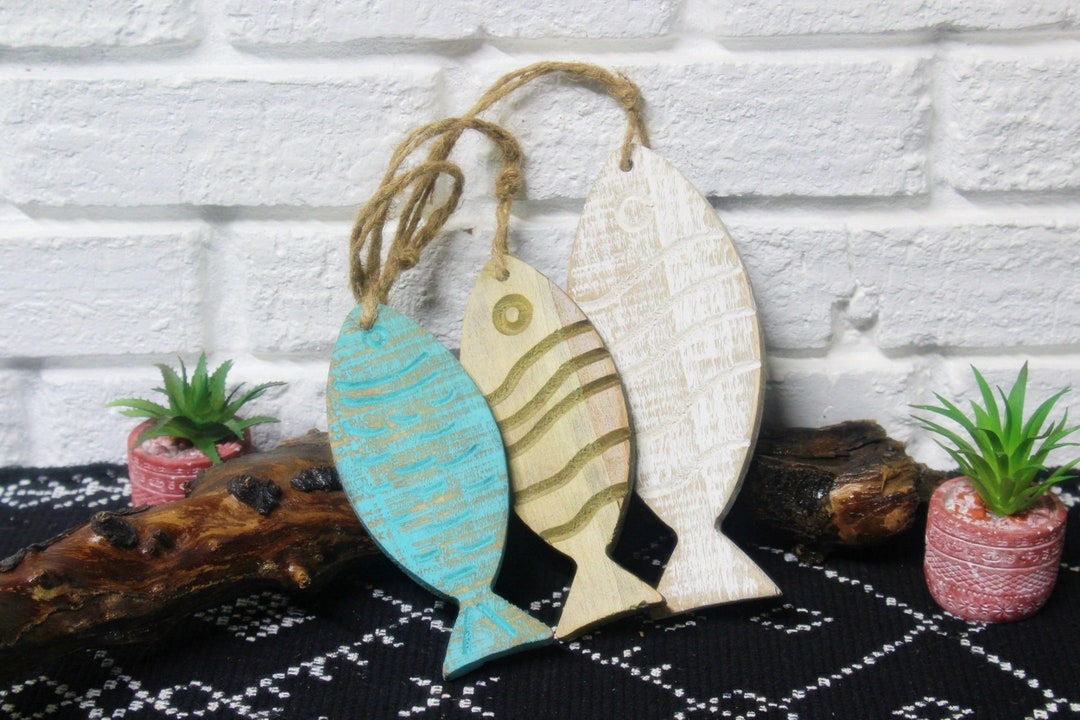 Wood Carved String of Fish / 3 Fish on a String / Nautical / - Etsy