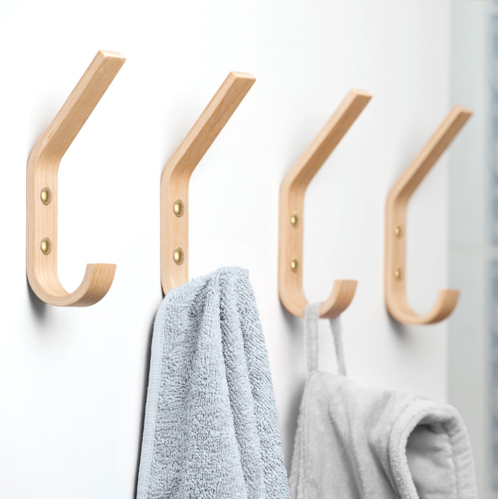 Set of 4 Wooden Mounted Single Wall Hooks for Storage Organisation in ...