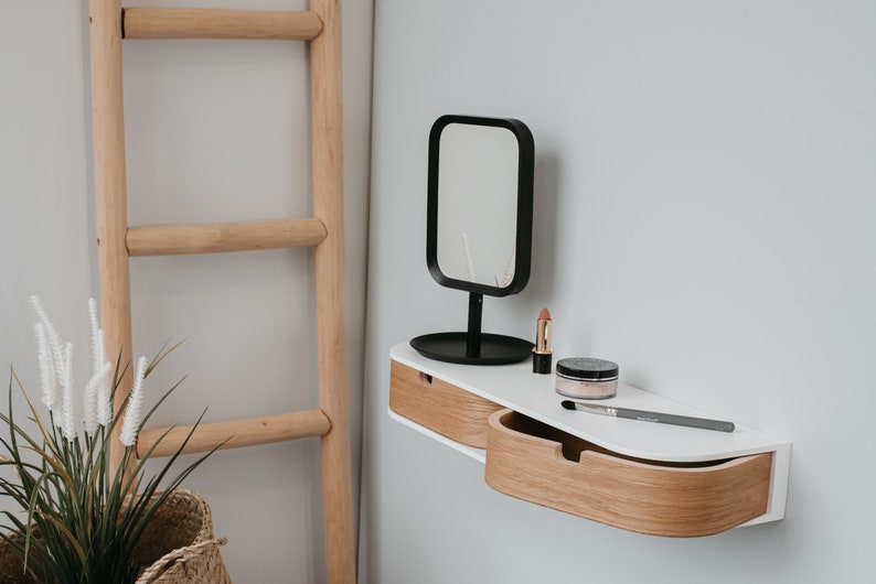 Floating Wall Make-up Table, Women Cosmetic Console, Walk in Wardrobe ...