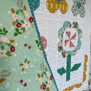 Picker's Patch Floral Handmade Quilt/ Wall Hanging 46" X 54" - Etsy