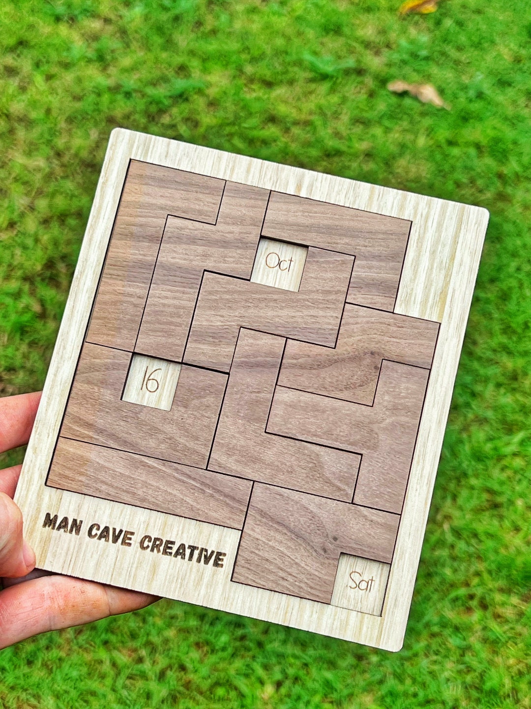 DAILY CALENDAR PUZZLE : the Original Wooden Challenge - Brain Training ...