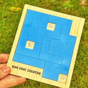 DAILY CALENDAR PUZZLE : the Original Wooden Challenge - Brain Training ...