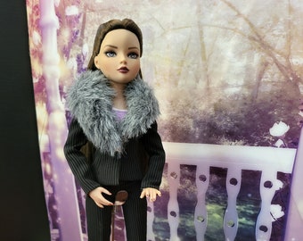 Essential Ellowyne, Four Blonde Collection Doll - Etsy